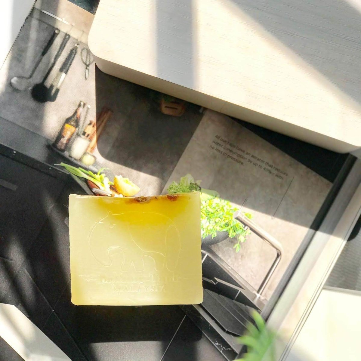 Lily Essential Oil Soap - Bathing Tapir